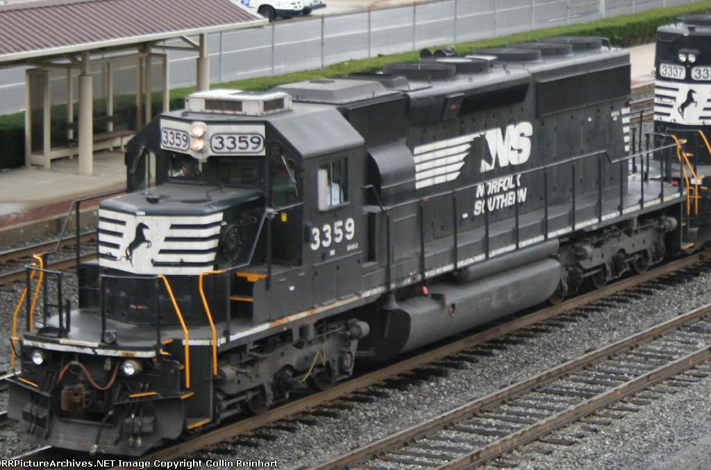 SD40-2 3359
